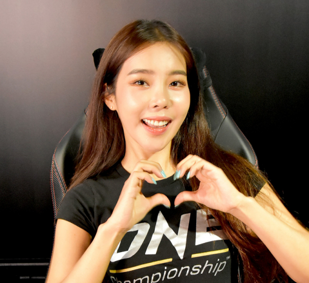 【ONE】10.13両国のリングガールズは韓国美女「日本女性にも挑戦してほしい」 - eFight【イーファイト】格闘技情報を毎日配信！