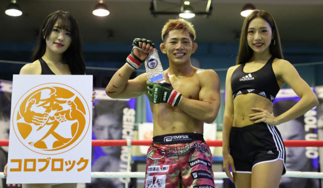 【ZST】伊藤盛一郎が浜本“キャット”雄大にパウンド連打で逆転TKO勝利 - eFight【イーファイト】格闘技情報を毎日配信！