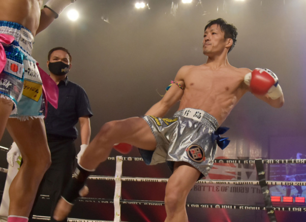 【BOM】石井一成がダウン奪う完勝でWPMF世界王座獲得、梅野源治が大流血、タイの毒針エルボーに敗れる＝第2部 - eFight【イーファイト】格闘技情報を毎日配信！