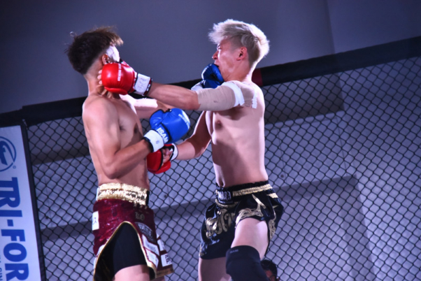 【BreakingDown】ゲンキ vs 山下裕太郎 - eFight【イーファイト】格闘技情報を毎日配信！