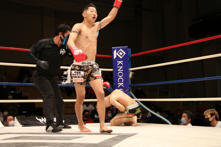 【NO KICK NO LIFE】“スーパーフライ級王者対決”石井一成vs花岡竜、“新鋭対決”石井寿来vs平松弥の2試合決定＝1.9 - eFight【イーファイト】格闘技情報を毎日配信！