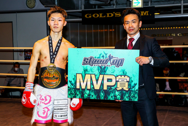 【Stand up】「天心さんと同じ舞台に立ちたい」TEAM TEPPENの彪司が新人王に輝く - eFight【イーファイト】格闘技情報を毎日配信！