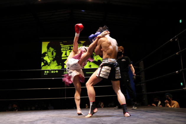 【DEEP KICK】成尾拓輝が佐藤亮に初回TKO勝ち、-55kg王座決定T準決勝で翔磨がFUJIMON♡に勝利 - eFight【イーファイト】格闘技情報を毎日配信！