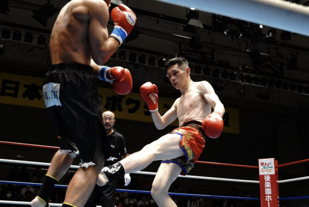 【NKB】釼田昌弘が元王者・田村聖を振り切り王座戴冠！笹谷淳はドローに、Mickyが首相撲地獄でTKO勝ち - eFight【イーファイト】格闘技情報を毎日配信！