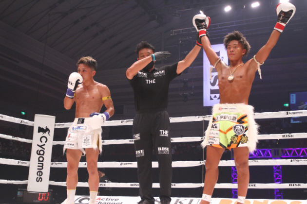 【RISE】再起戦の塚本望夢がKING TSUBASAの突進をさばききり判定勝利 - eFight【イーファイト】格闘技情報を毎日配信！