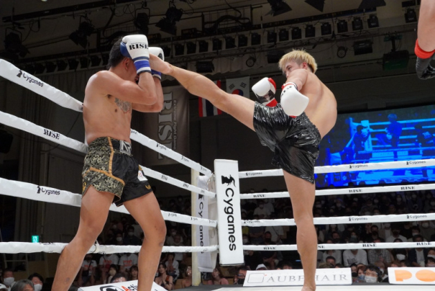 【RISE】”極真王者”南原健太、ムエタイ強豪にTKO勝利！手術控える父と約束のKO - eFight【イーファイト】格闘技情報を毎日配信！