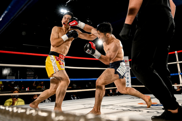 【KROSS×OVER】星憂雅がKICK-53kg王座、ハルク大城がKICK-60kg王座を獲得 - eFight【イーファイト】格闘技情報を毎日配信！