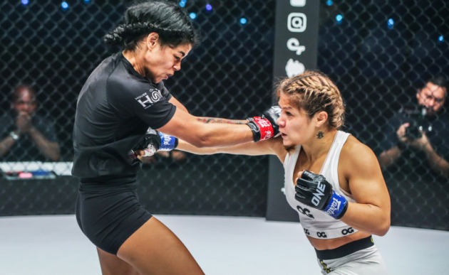 無敗女子が強烈ボディで初回KO！相手はお腹おさえ悶絶=ONE - eFight【イーファイト】格闘技情報を毎日配信！