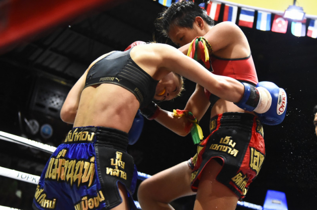 【海外ムエタイ】DBS女王KAREN＆AYUMI、タイ強豪に敗れタイトル奪取ならず - eFight【イーファイト】格闘技情報を毎日配信！