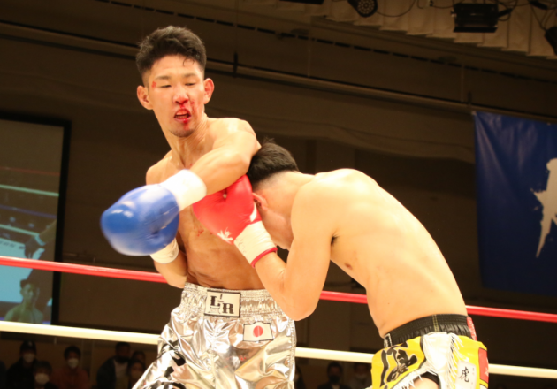 【Krush】坂本寿希がKrush初勝利、豊田からダウンを奪う - eFight【イーファイト】格闘技情報を毎日配信！