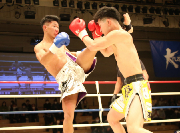 【Krush】坂本寿希がKrush初勝利、豊田からダウンを奪う - eFight【イーファイト】格闘技情報を毎日配信！