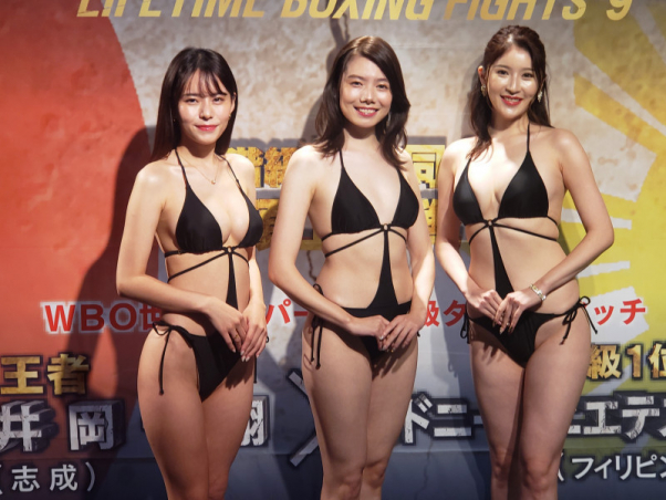 ”際どい”ラウンドガールの一人「ミス着物」倭さん、レースクイーンデビューの新衣装にファン歓喜 - eFight【イーファイト】格闘技情報を毎日配信！