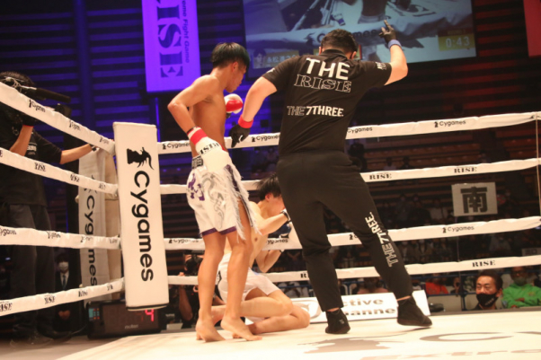 【RISE】指田烈が2度のダウンを奪い、永松進之介に判定勝利 - eFight【イーファイト】格闘技情報を毎日配信！