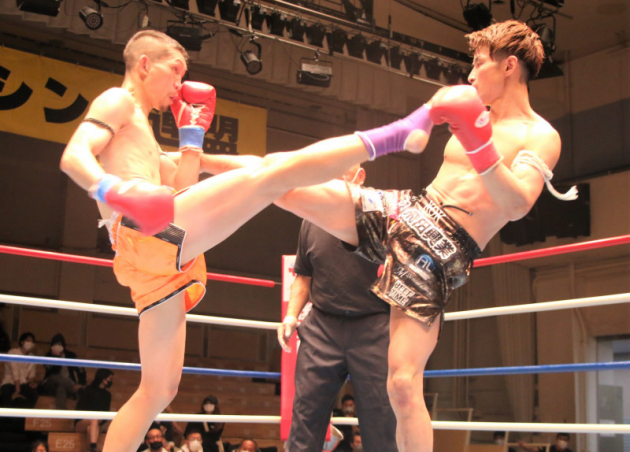 【NKB】空手出身の森井翼が三日月蹴りをズドン！ 喧嘩師・海老原竜二をTKOで下して新王者へ - eFight【イーファイト】格闘技情報を毎日配信！