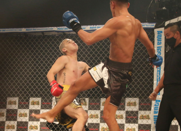 【BreakingDown】こめおがハイキックでまさかのダウン！“濱の狂犬”黒石高大が勝利の男泣き - eFight【イーファイト】格闘技情報を毎日配信！