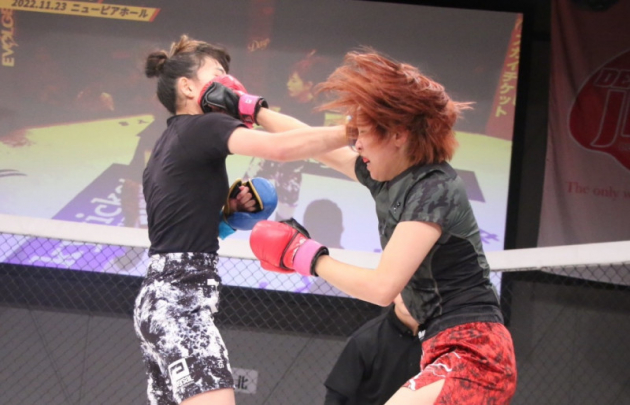 【DEEP JEWELS】角田光優が堀井かりんに判定勝利 - eFight【イーファイト】格闘技情報を毎日配信！