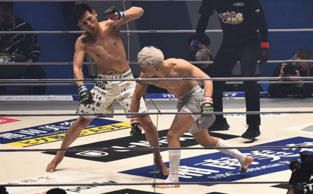 【RIZIN】YUSHIが中澤達也に判定快勝、“ホストvsVシネ界のリアル喧嘩師”の異色対決を制す - eFight【イーファイト】格闘技情報を毎日配信！