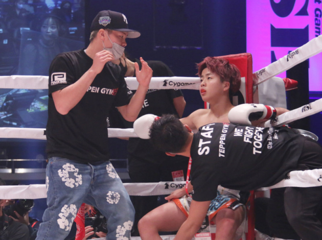 【RISE＆SB】那須川龍心が3連勝！多彩な攻撃で国内2冠王を撃破 - eFight【イーファイト】格闘技情報を毎日配信！