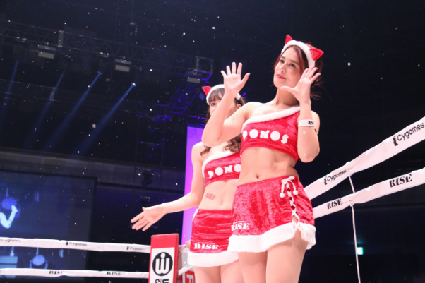 一夜限りミニの”サンタ”ラウンドガール姿にファン悶絶【RISE＆SB】 - eFight【イーファイト】格闘技情報を毎日配信！
