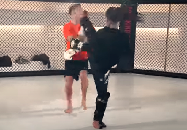 【BreakingDown】“空手美女”せりな、“元芸人”ぬりぼうをボコボコに！朝倉未来から厳しい言葉も - eFight【イーファイト】格闘技情報を毎日配信！