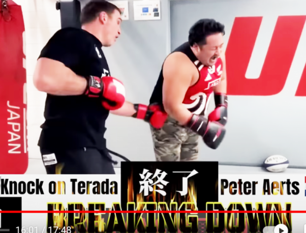 【BreakingDown】ノッコン寺田、無謀なスパーリングでK-1伝説アーツの“ボディーブロー”に悶絶！天田戦へのアドバイスも - eFight【イーファイト】格闘技情報を毎日配信！