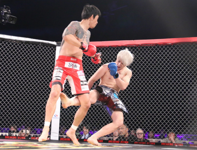 【BreakingDown】”安保瑠輝也の弟子”ジョリー、啓之輔を下す大番狂わせ！ - eFight【イーファイト】格闘技情報を毎日配信！