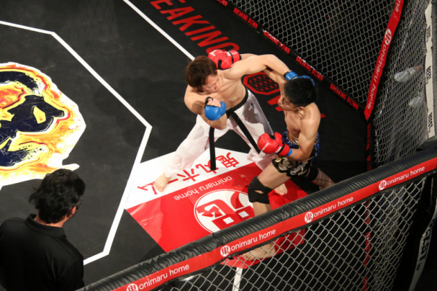 【BreakingDown】オーディション”担架送り”の瞬殺KOシーンが未公開に、ナンパ師ゲンキと対戦のダンチメン・あつきとは？ - eFight【イーファイト】格闘技情報を毎日配信！