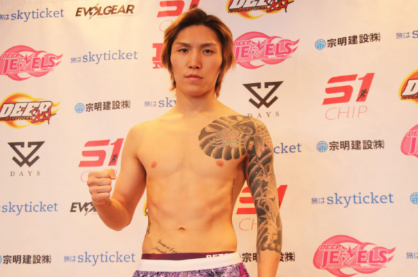 【DEEP】フライ級GP準決勝、4選手が計量パス！伊藤裕樹「しっかりぶちのめしたい」 - eFight【イーファイト】格闘技情報を毎日配信！