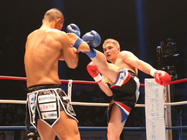 【K-1】“重量級の新星”星龍之介、プロ4戦目でAKIRA Jrを豪快KO！ - eFight【イーファイト】格闘技情報を毎日配信！