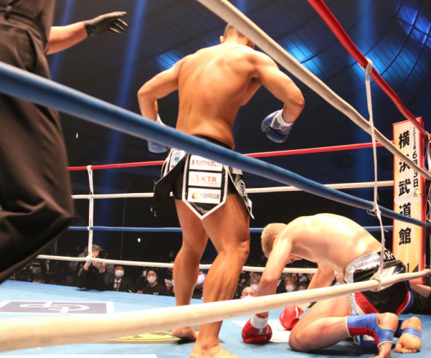 【K-1】“重量級の新星”星龍之介、プロ4戦目でAKIRA Jrを豪快KO！ - eFight【イーファイト】格闘技情報を毎日配信！