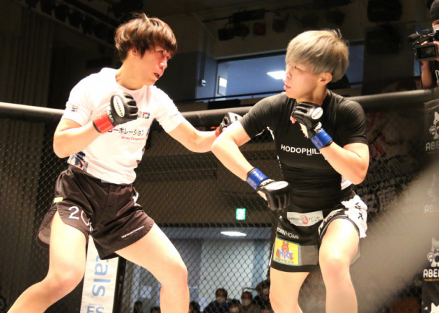 【修斗】17年ぶり女子大会開催、女王SARAMIが初防衛戦で渡辺彩華を迎える＝5.21 - eFight【イーファイト】格闘技情報を毎日配信！