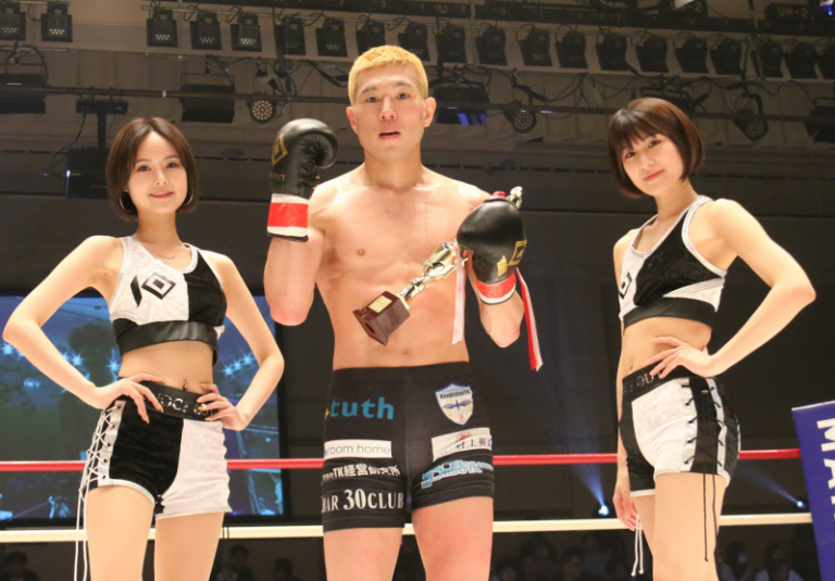 【KNOCK OUT】大谷翔司、剛腕パンチで衝撃KO勝ち！右ストレートで力斗が轟沈 - eFight【イーファイト】格闘技情報を毎日配信！