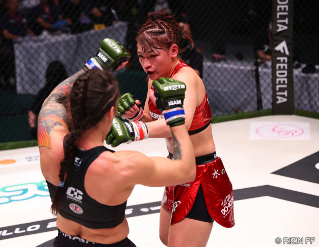 【RIZIN】RENA、強豪ロペスに逆転一本負け！膝十字固めで痛恨タップアウト - eFight【イーファイト】格闘技情報を毎日配信！