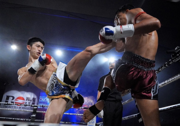 【XSTREAM1】吉成名高が“1分間高速ミドルキック連打”に挑戦＝6.11 - eFight【イーファイト】格闘技情報を毎日配信！