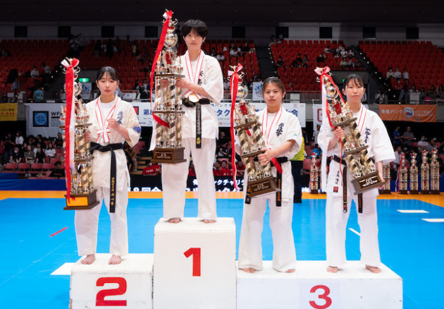 【JFKO】男子に続き”塚本弟子”野邑心菜が重量級優勝、”高速パンチ女子”目代結菜は軽重量級2位に＝女子 - eFight【イーファイト】格闘技情報を毎日配信！