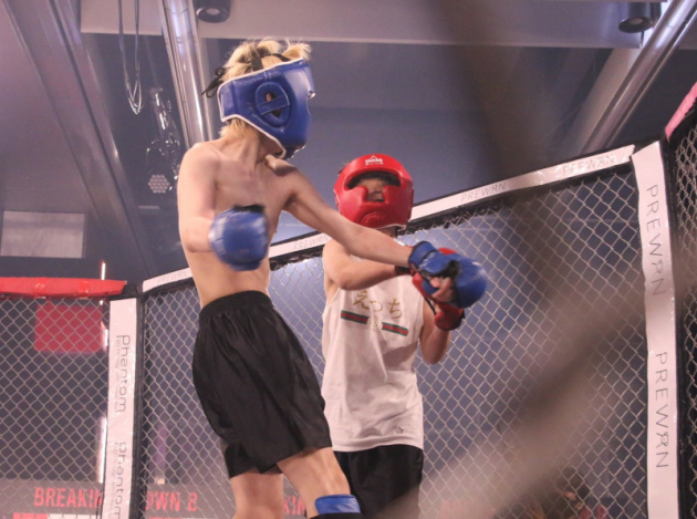 【BreakingDown】高校生ひかぴー惜敗！突貫ファイトで根性見せるも、2学年上のOJが勝利 - eFight【イーファイト】格闘技情報を毎日配信！