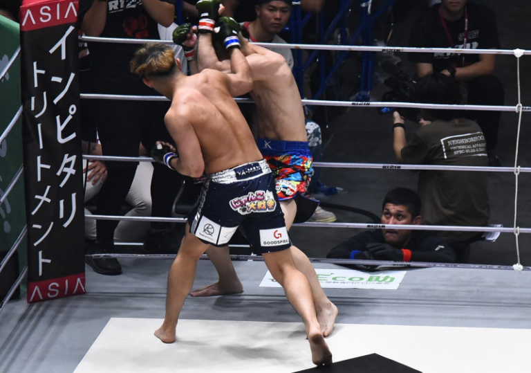 【RIZIN】YA-MAN、MMAデビュー戦でKO快勝！三浦孝太をヒザ蹴り＆パウンドで沈める - eFight【イーファイト】格闘技情報を毎日配信！