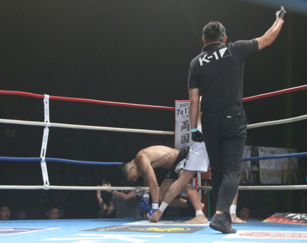 【K-1】リザーブ戦は衝撃決着！ブハリ亜輝留が剛腕連打でKO勝ち - eFight【イーファイト】格闘技情報を毎日配信！