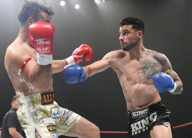 【K-1】“野杁が認めた男”ハッサン、驚愕の左ハイキック3連発で初回KO勝利！ - eFight【イーファイト】格闘技情報を毎日配信！