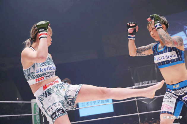 【RIZIN】“タトゥー女子”栗山葵、豪快カウンターで一撃KO！“モデル系美女”熊谷麻理奈を轟沈 - eFight【イーファイト】格闘技情報を毎日配信！