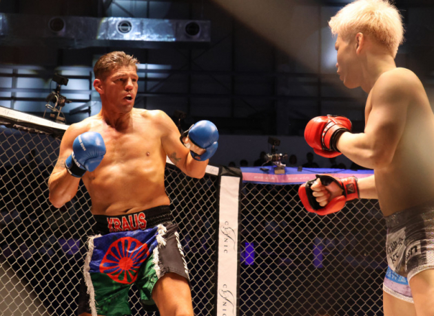 【BreakingDown】西谷大成、“魔裟斗ライバル”元K-1王者クラウスからダウン奪う金星！師匠・朝倉未来も「とても良かった」 - eFight【イーファイト】格闘技情報を毎日配信！