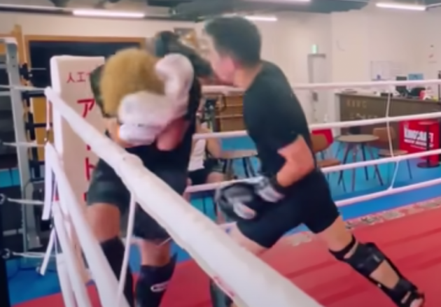 【BreakingDown】10人ニキ、“元暴走族”戦に向け啓之輔と猛特訓！ボコボコにされ「下向いちゃダメだ」厳しいダメ出しも - eFight【イーファイト】格闘技情報を毎日配信！