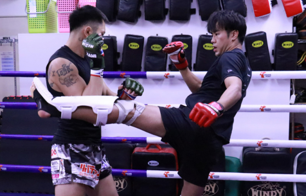 【KNOCK OUT】小笠原瑛作、2試合連続の秒殺KOを宣言！「30秒以内で倒す」=公開練習 - eFight【イーファイト】格闘技情報を毎日配信！