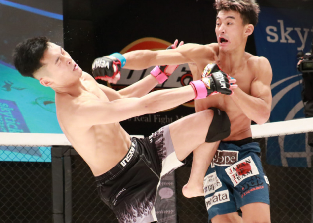 【DEEP】“朝倉未来チャレンジ2期生”小柴亮太、高校生ファイター菅涼星に僅差の判定負け - eFight【イーファイト】格闘技情報を毎日配信！