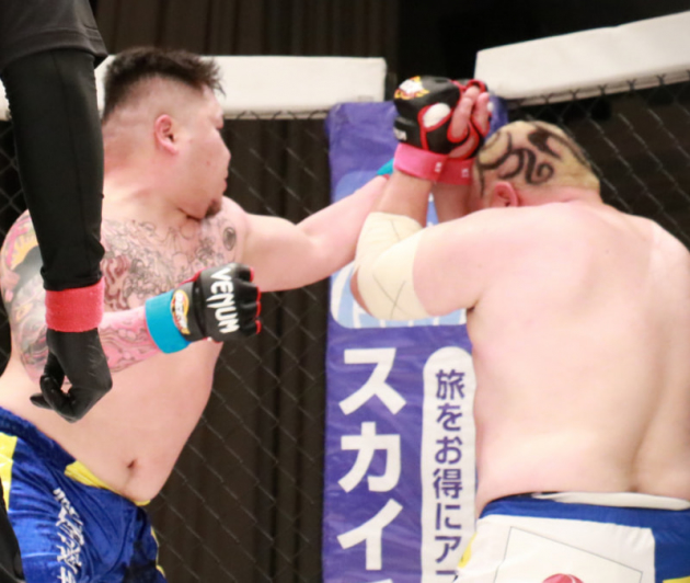 【DEEP】11.11 全試合 結果 （元谷友貴vsCORO、北岡悟vs泉武志ほか） - eFight【イーファイト】格闘技情報を毎日配信！