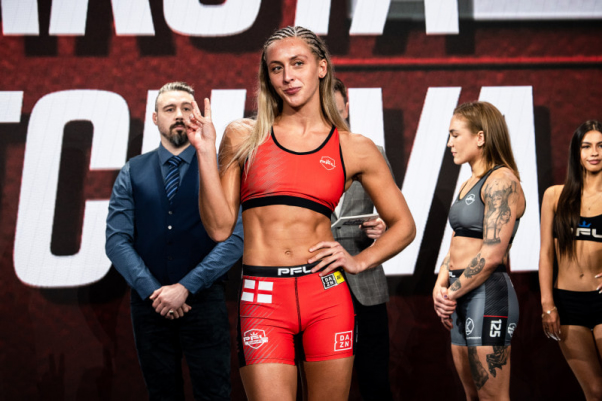 無敗の“モデル美女”戦士ディチェバ、“全弾KO級の猛打撃”に「レベチすぎる」ファン恐怖 - eFight【イーファイト】格闘技情報を毎日配信！