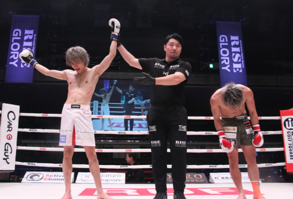 【RISE】永松進之介、ダウンを奪い杉山豪基に判定勝利 - eFight【イーファイト】格闘技情報を毎日配信！
