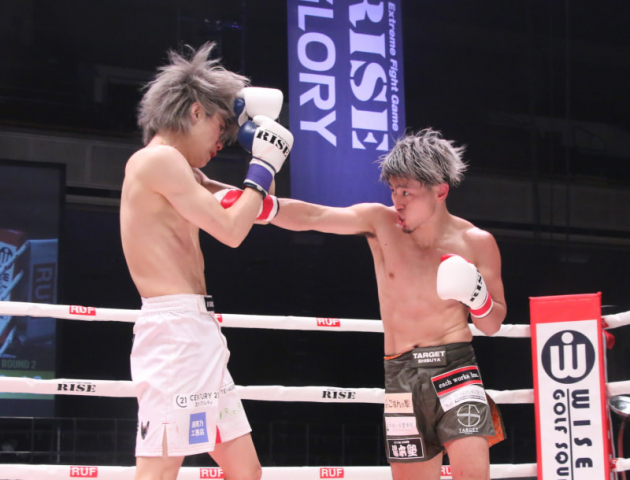 【RISE】永松進之介、ダウンを奪い杉山豪基に判定勝利 - eFight【イーファイト】格闘技情報を毎日配信！