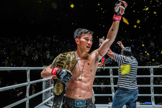 【ONE】“タイの神童”タワンチャイがV2成功！激闘の末にスーパーボンを撃破 - eFight【イーファイト】格闘技情報を毎日配信！