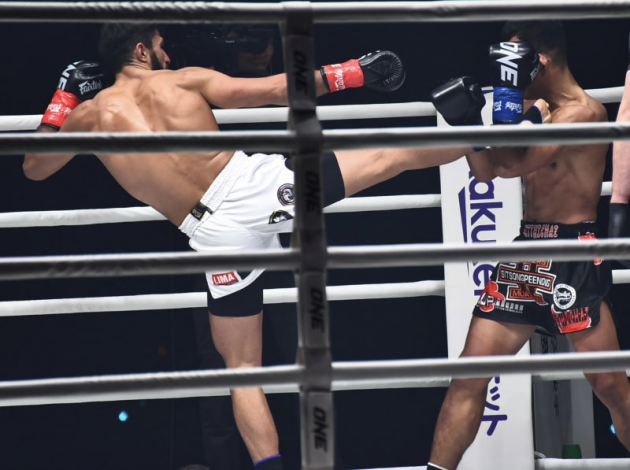 【ONE】元K-1王者グレゴリアン、“天敵”シッティチャイを左ボディ一撃KO勝利！ - eFight【イーファイト】格闘技情報を毎日配信！